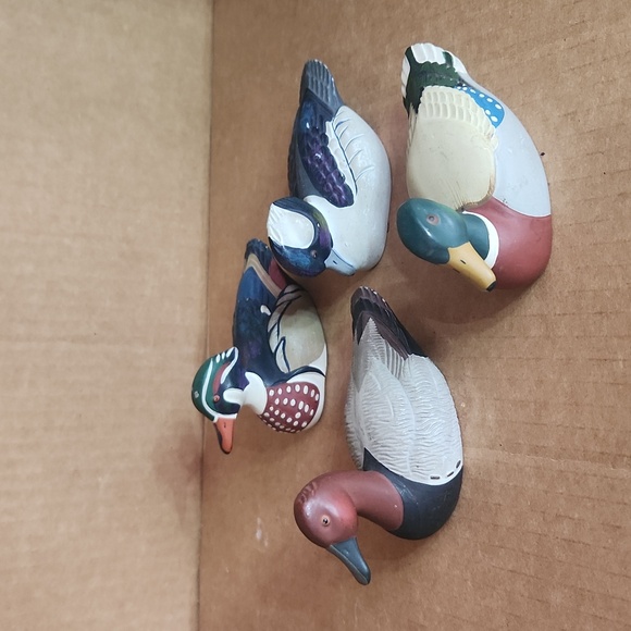 Avon | Art | Vintage 98384 Collector Ducks | Poshmark